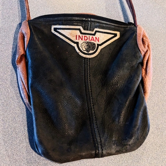 for Indian Motorcycle | Bags | Rare Vtg Unique Indian Moto Purse Black ...